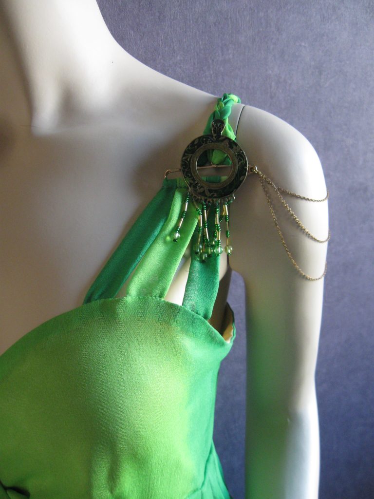 Robe Grecque – Au fil du temps